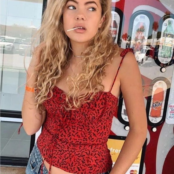 Realisation Par | Tops | Realisation Par Ana Top In Red Squiggle | Poshmark